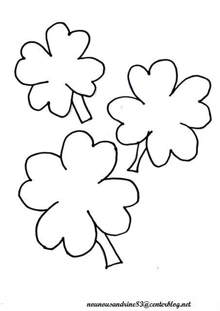 activité manuelle : Saint Patrick : trèfles